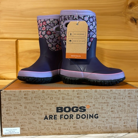 Bogs | Shoes | Bogs Waterproof K Grasp Flowers Little Girls Size New In ...